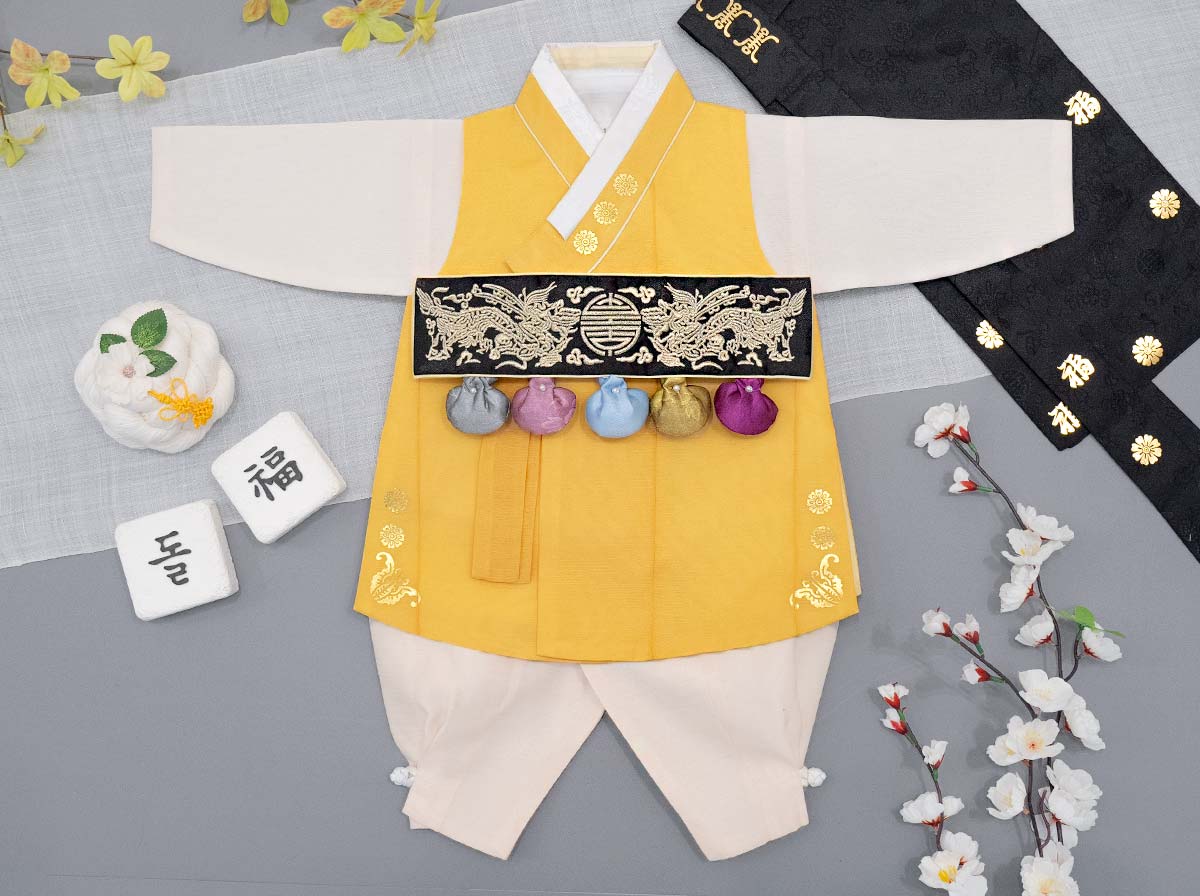 Gold Foil Traditional Pattern Doryeong Hanbok in Yellow – Joteta Korean ...