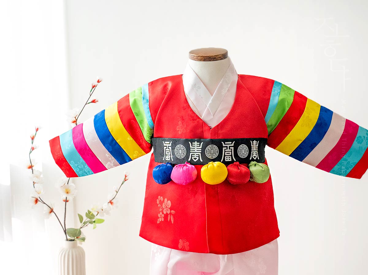 [ Premium ] Red Saekdong Baby Boy Hanbok – Joteta Korean Online Shop