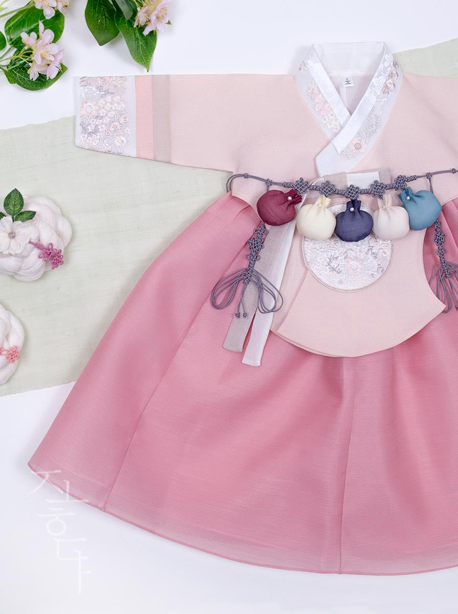 Wild Flower Girl Hanbok in Light Pink & Pink – Joteta Korean Online Shop