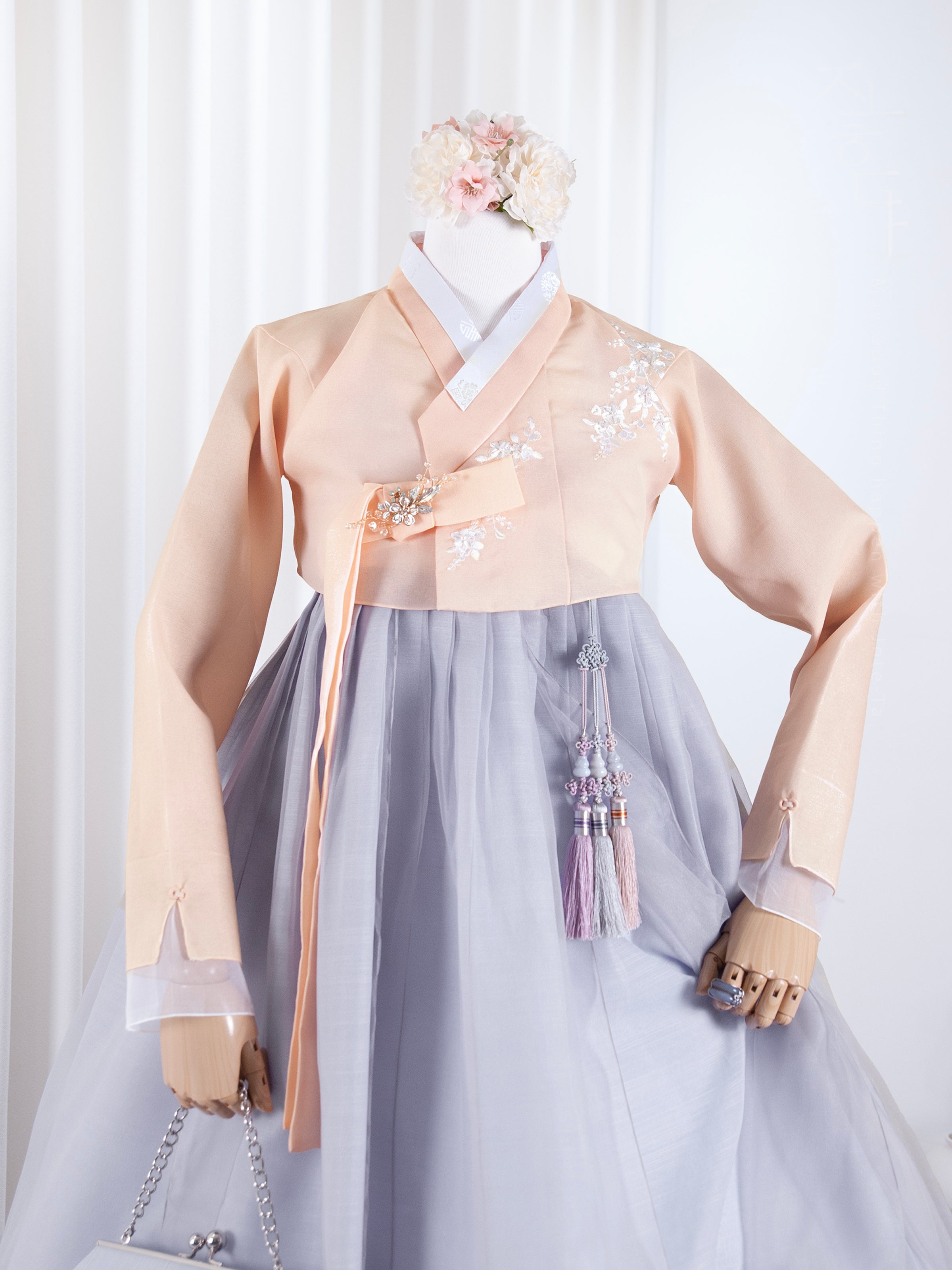 WTH010 | Daon Woman Hanbok in Apricot Color – Joteta Korean Online Shop