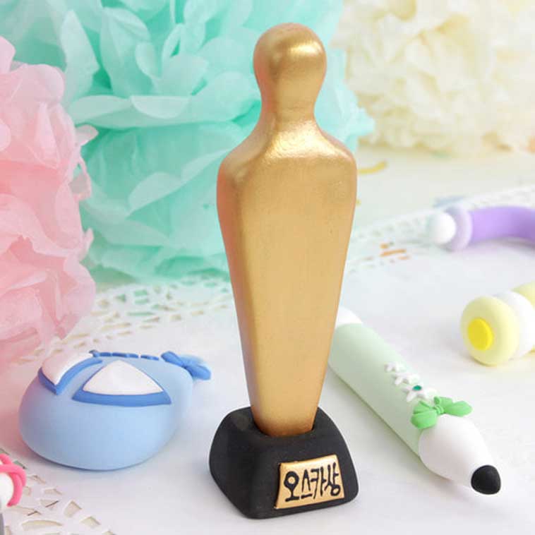 Trophy (Modern Doljabi Item) | Shop Now – Joteta Korean Online Shop